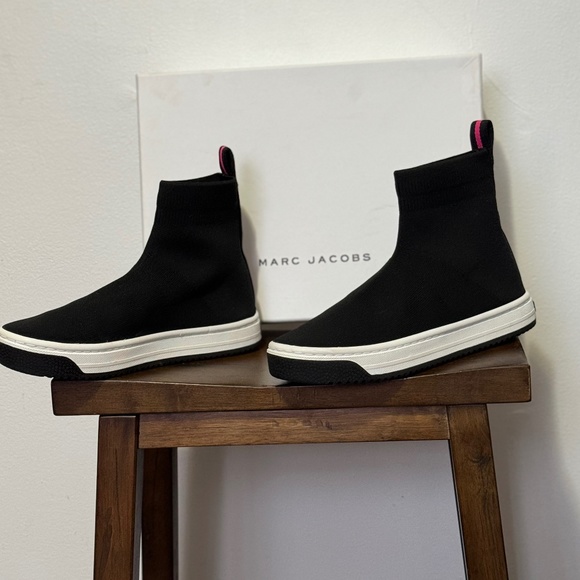 Marc Jacobs | Shoes | Marc Jacob Sneaker | Poshmark